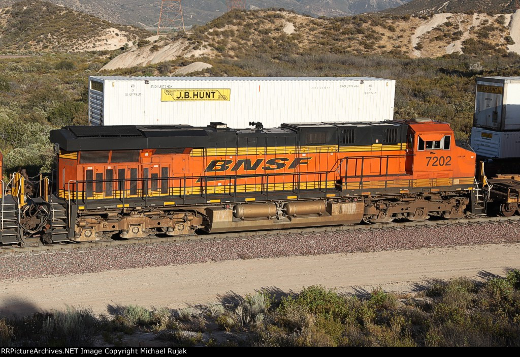 BNSF 7202